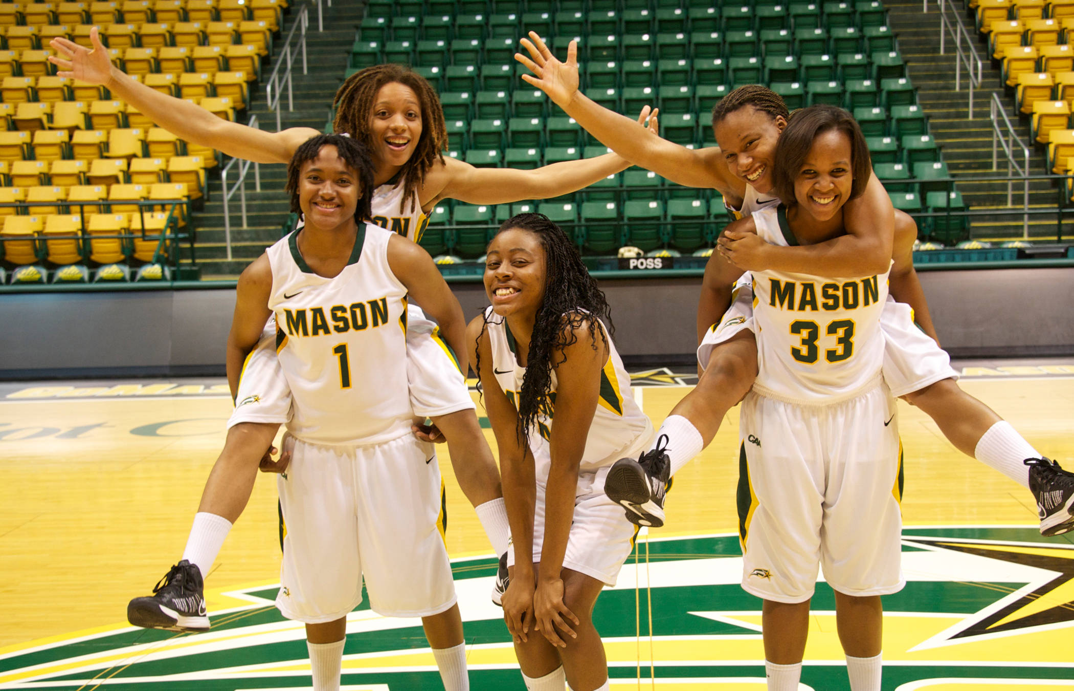 Women's Basketball Entertains UNCW on Senior Night Thursday - George ...