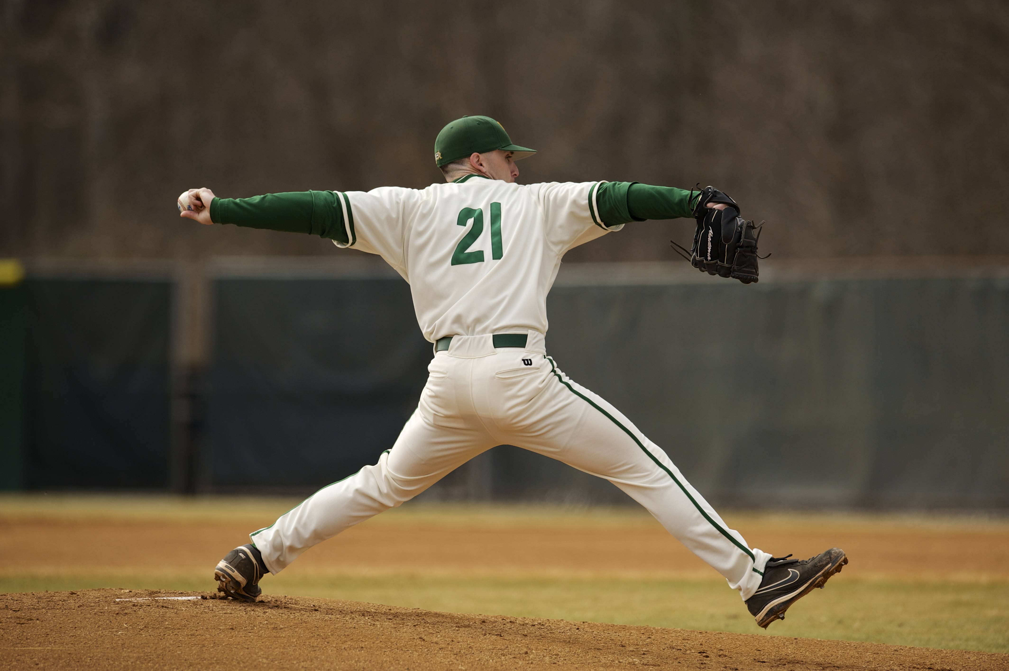 Brown Defeats Baseball, 6-3 - George Mason University Athletics