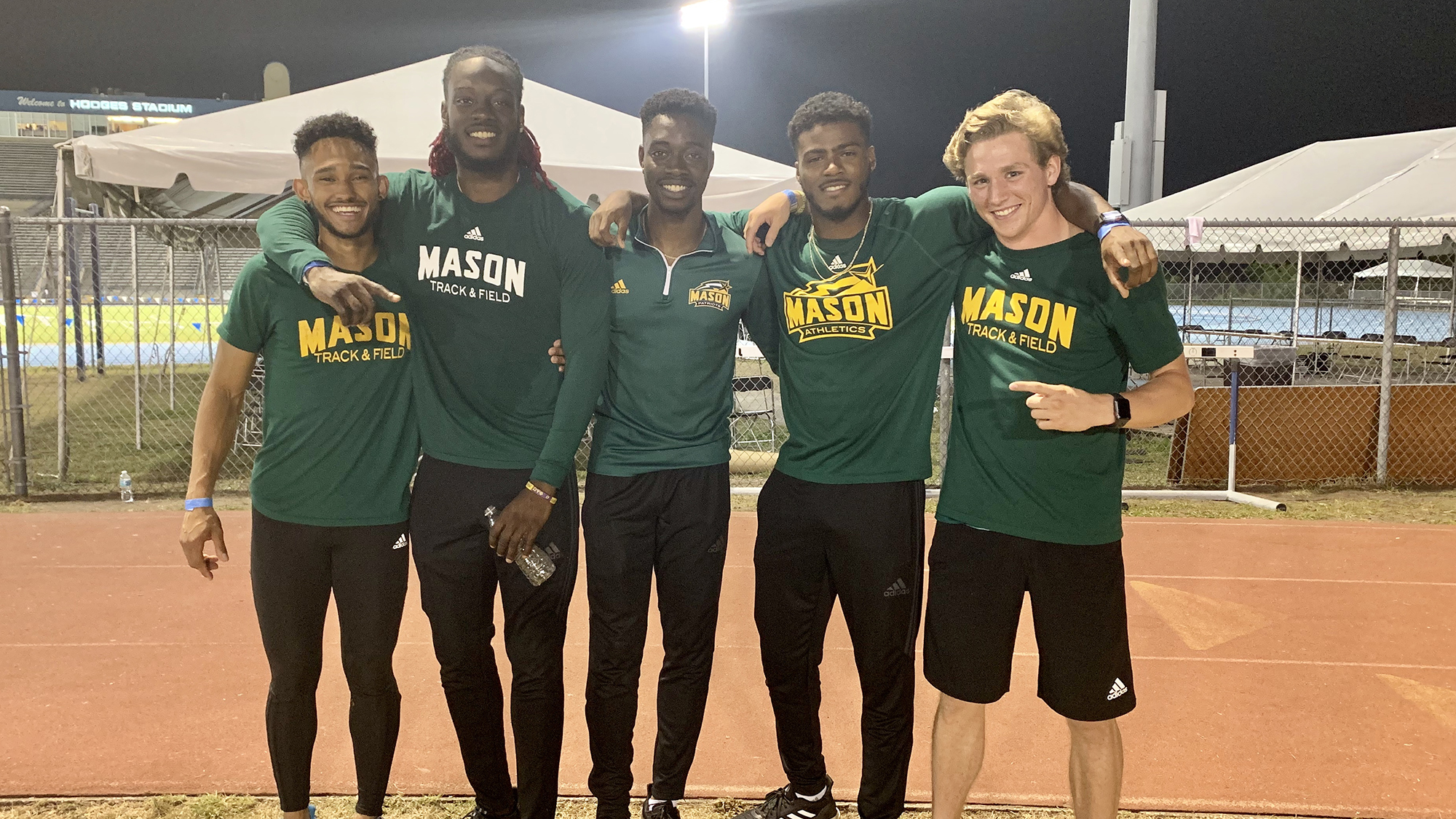 FANTASTIC FOUR! Mason 4x400m Team Advances to NCAA Championship ...