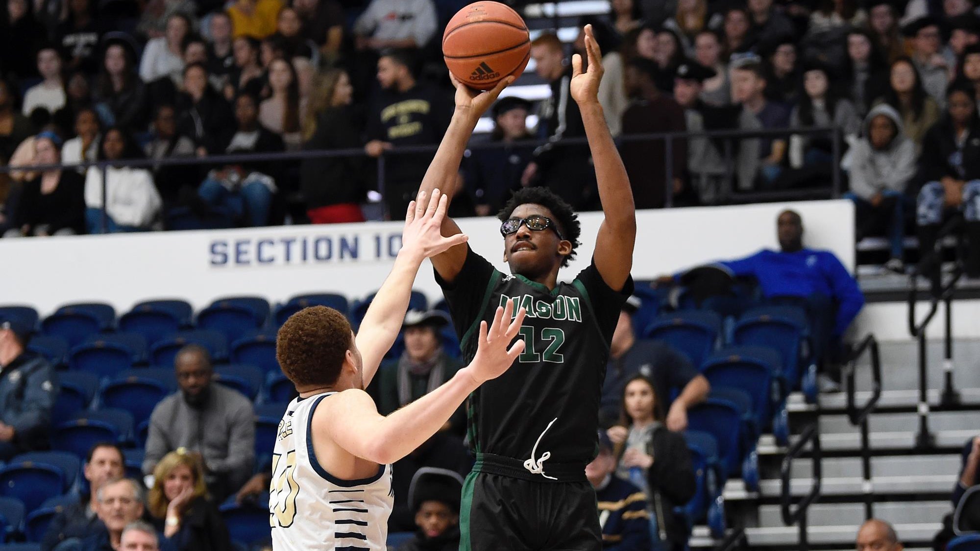Mason Drops Cross-DMV Contest to GW, 73-67 - George Mason University ...