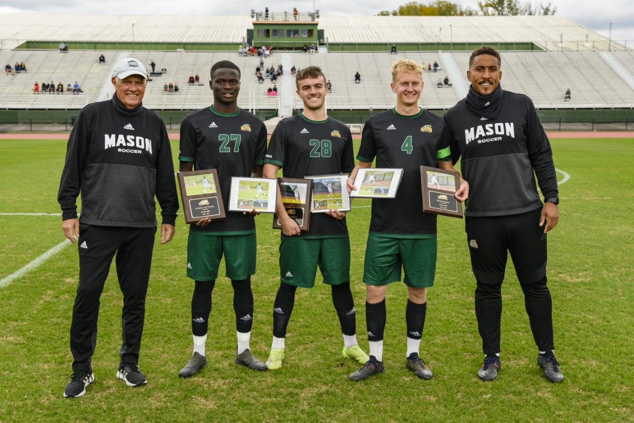 Patriots Drop Season Finale to La Salle - George Mason University Athletics