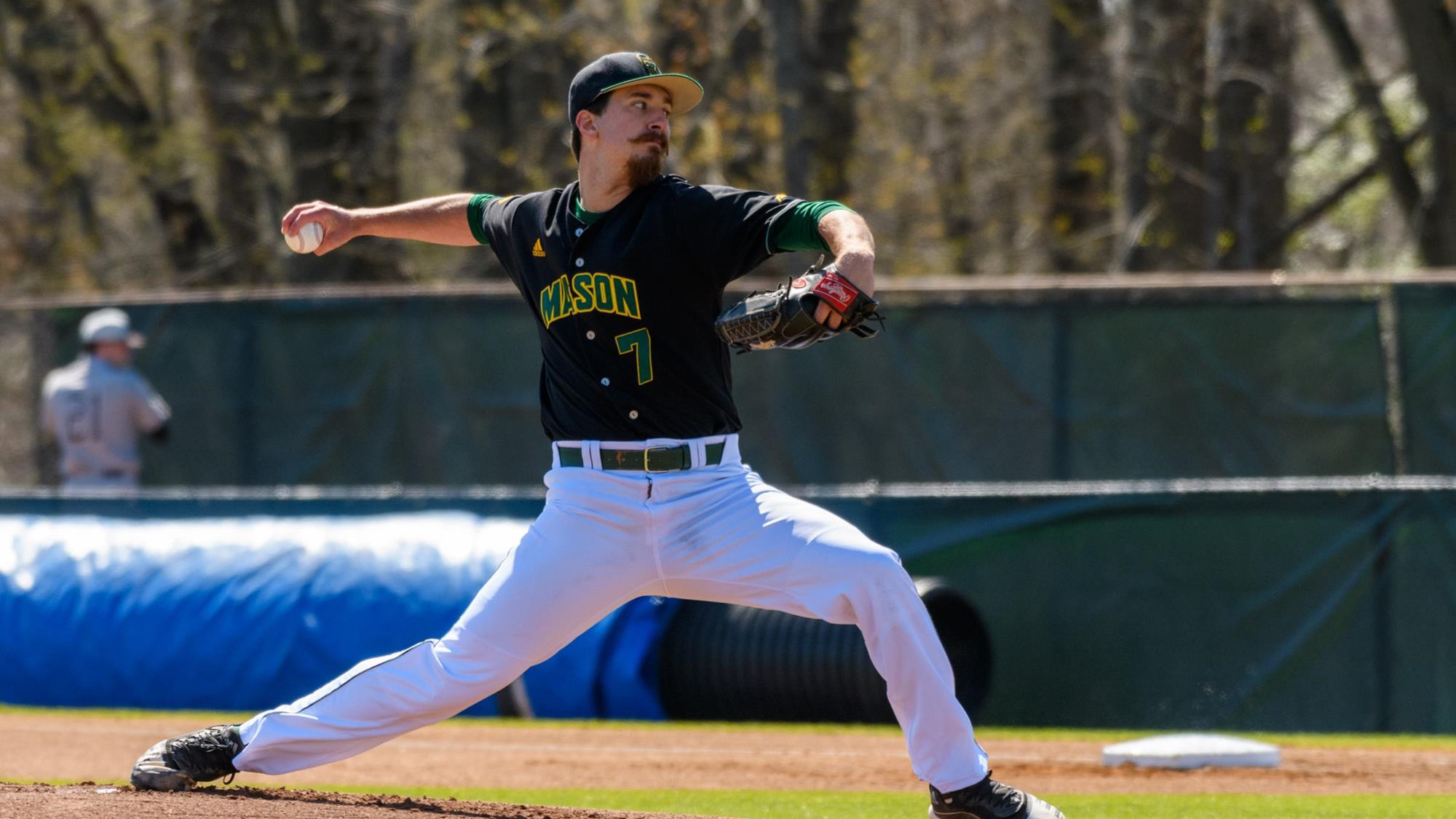 The Patriots Host Saint Louis to Begin Atlantic 10 Play - George Mason ...