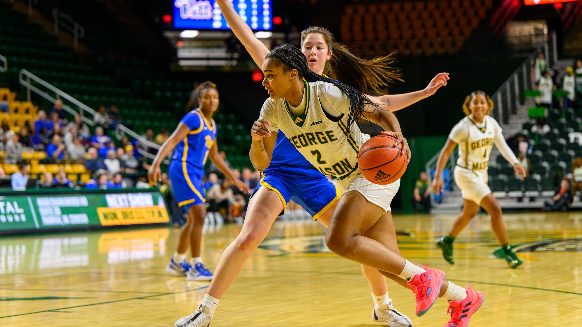 Walton Earns Atlantic 10 Rookie of the Week Honor - George Mason University Athletics