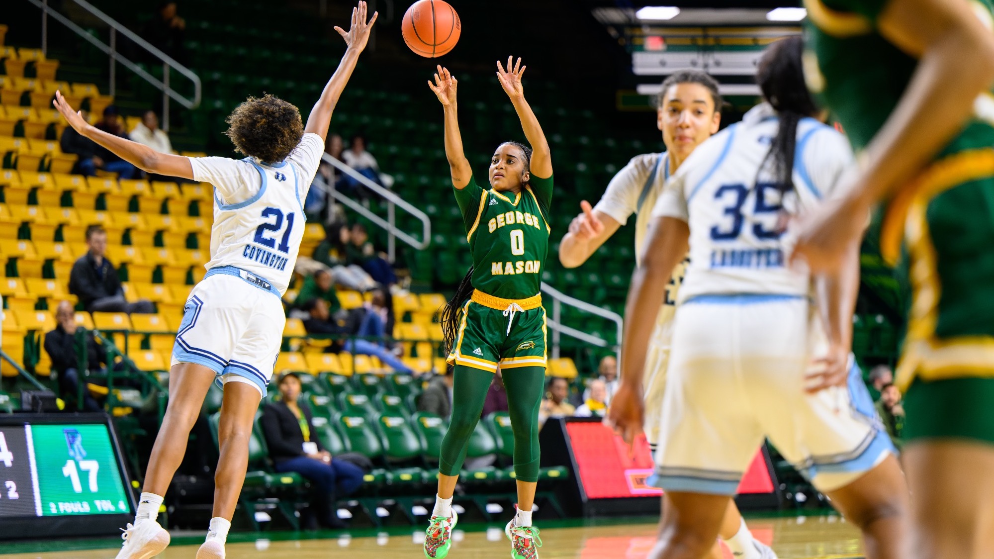 Mason Falls on the Road at VCU - George Mason University Athletics