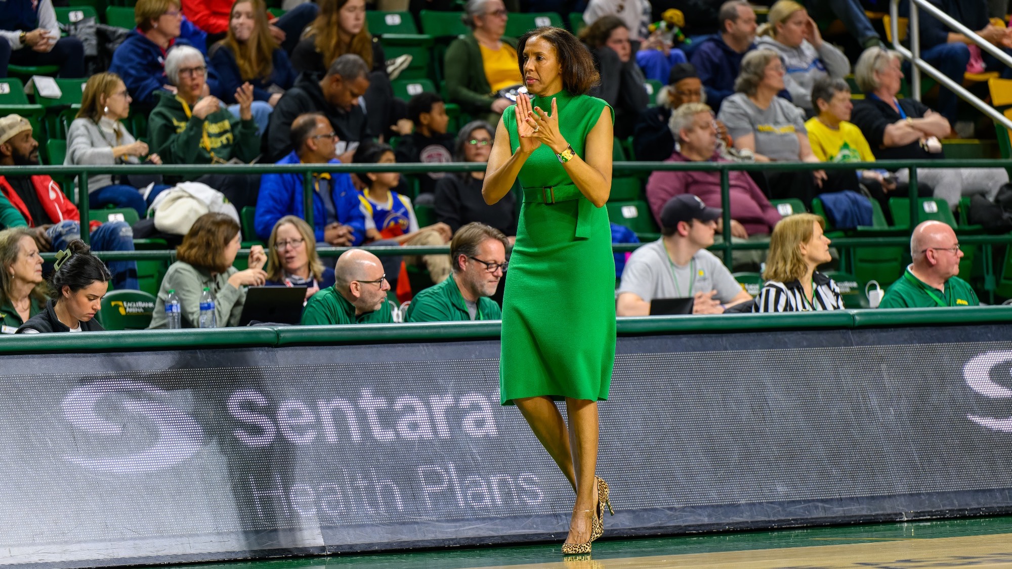 Blair-Lewis Named Kathy Delaney-Smith Mid-Major Coach of the Year ...