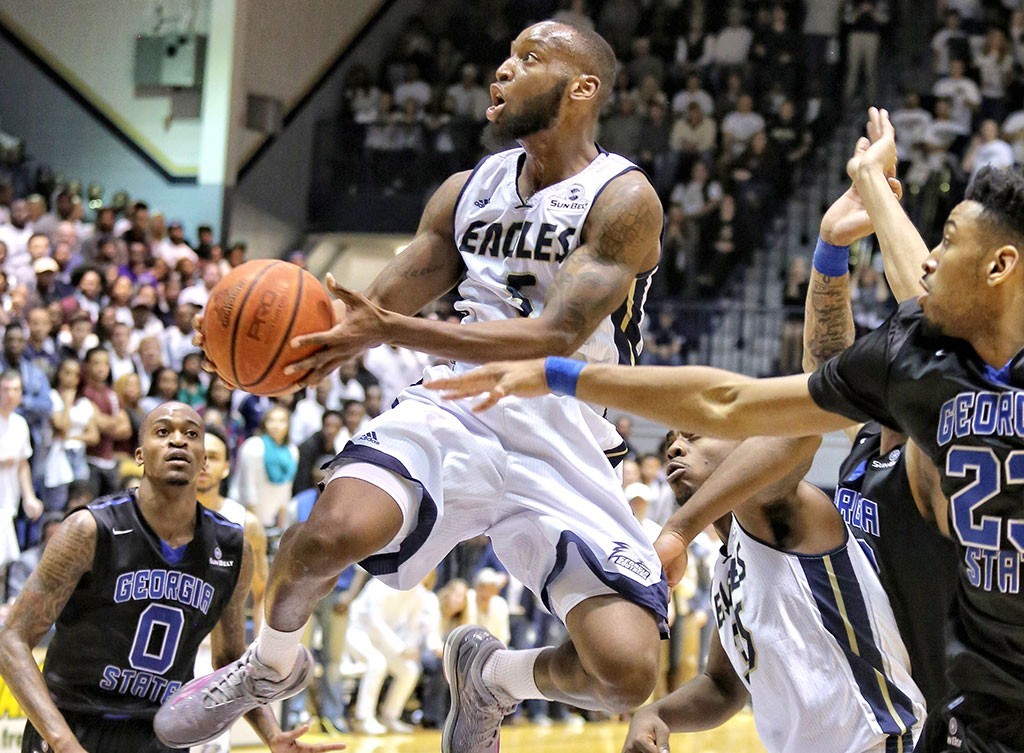 Jelani Hewitt - Men's Basketball - Georgia Southern University Athletics