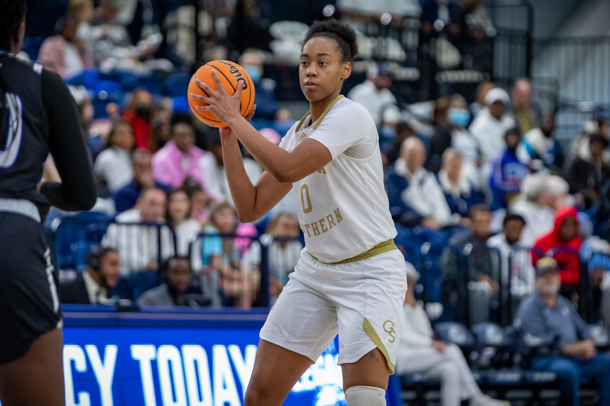 Maya Banks - Women's Basketball - Georgia Southern University Athletics