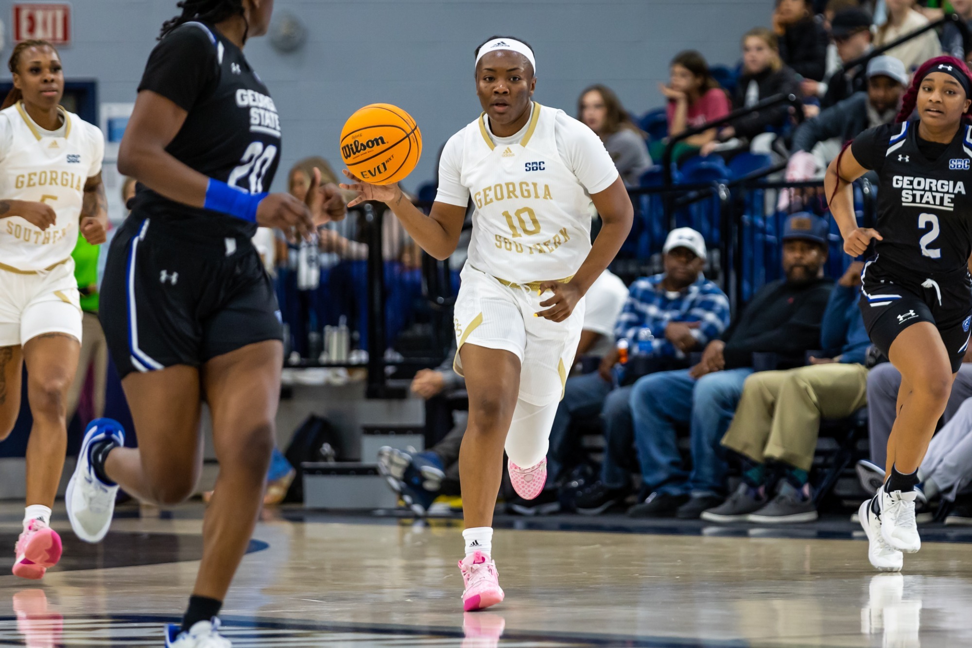 Le'Andrea Gillis - Women's Basketball - Georgia Southern University ...