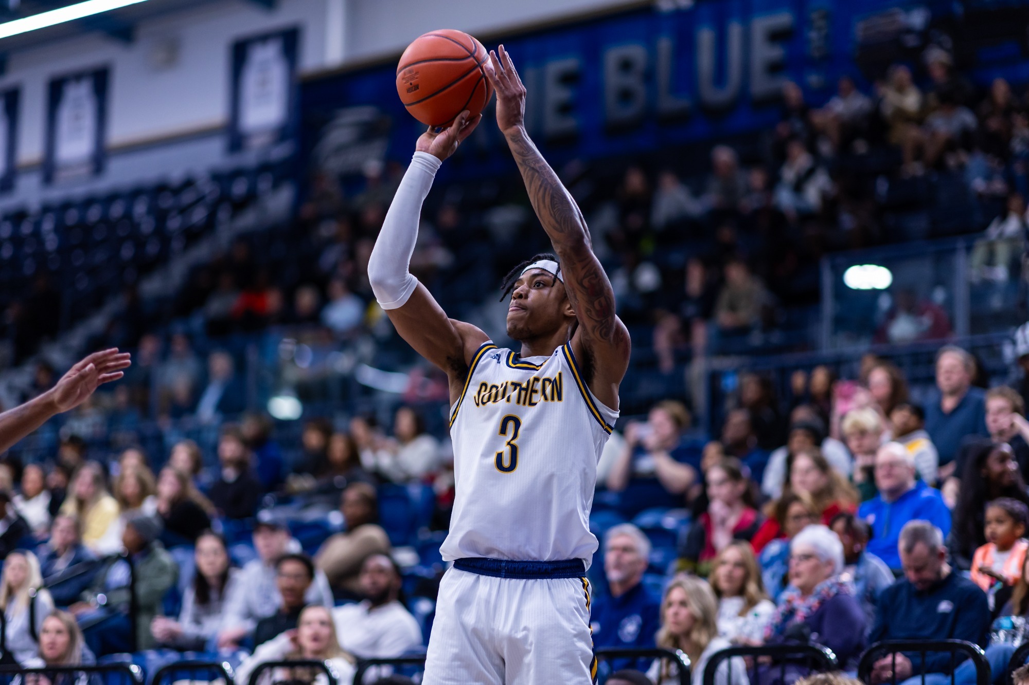 Eugene Brown III - Men's Basketball - Georgia Southern University Athletics