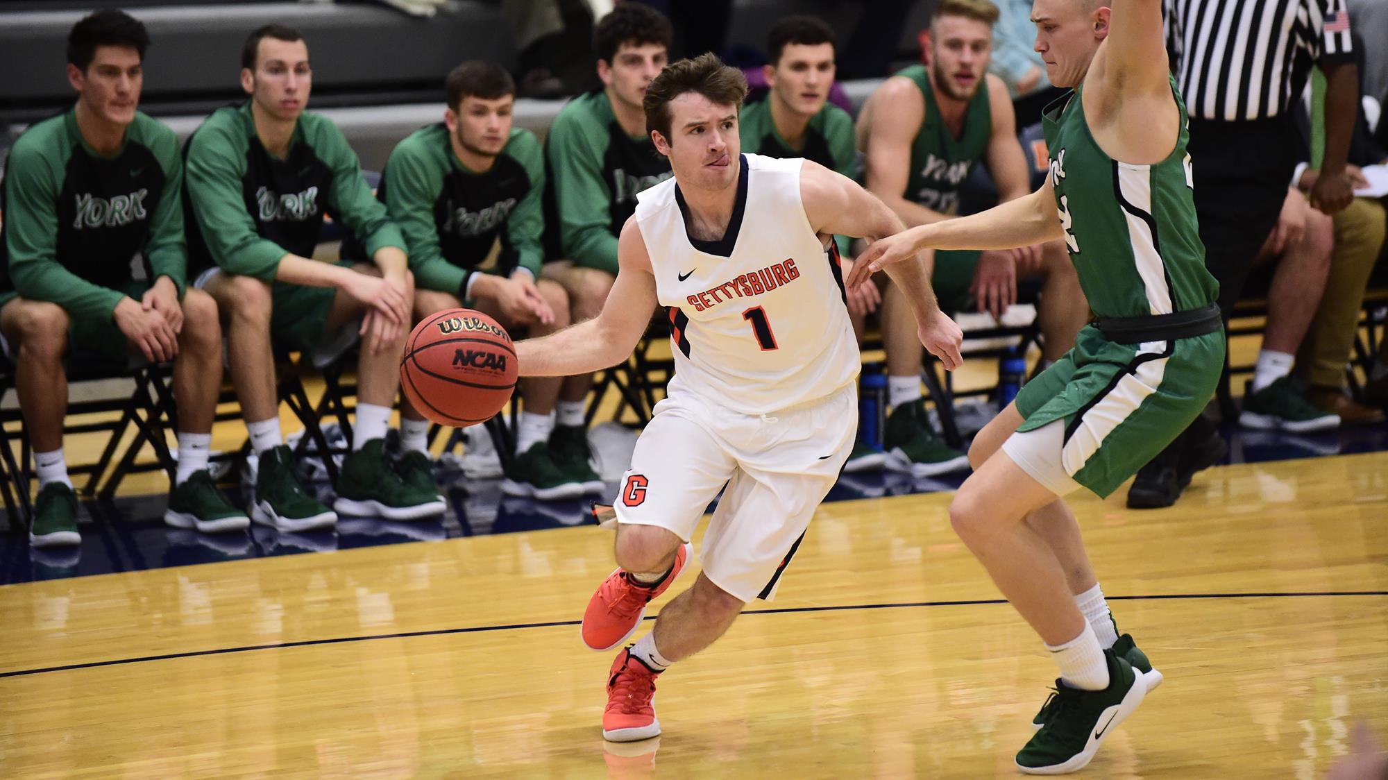 Men’s Basketball Bested at Johns Hopkins - Gettysburg College Athletics