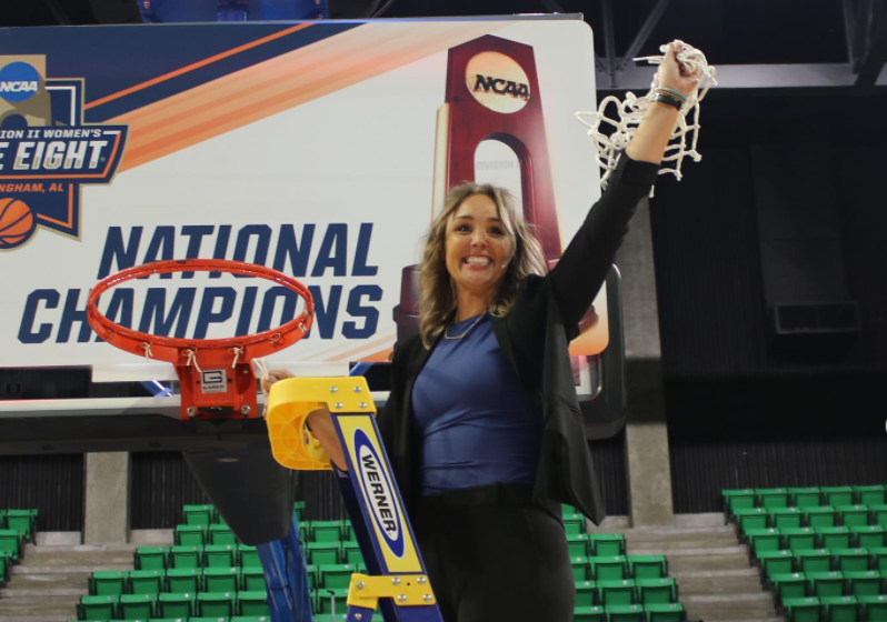 Glenville's Kim Stephens Wins Furfari Award for State’s Top College ...