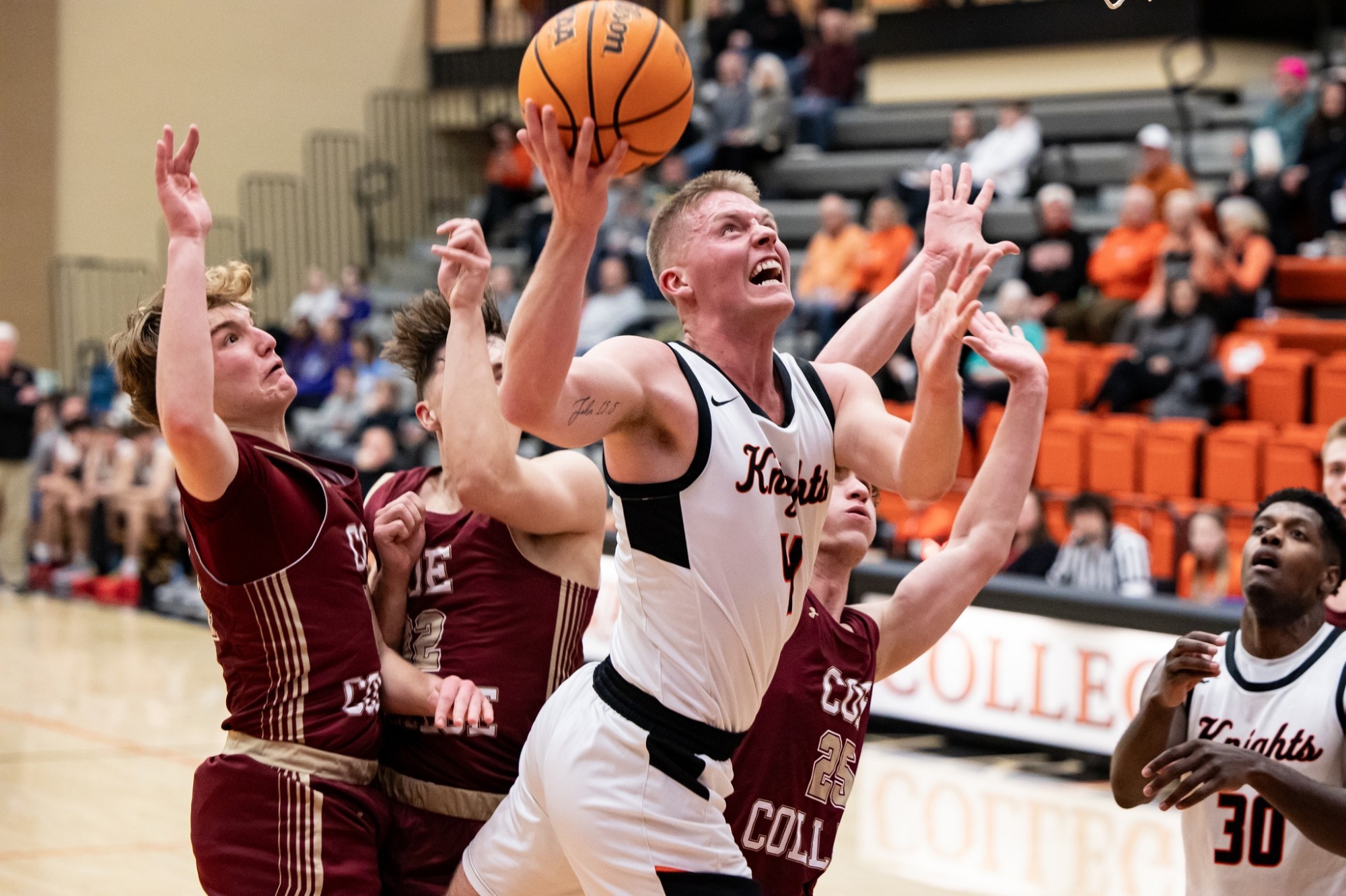 Carter Cuvelier - Men's Basketball - Wartburg College Athletics