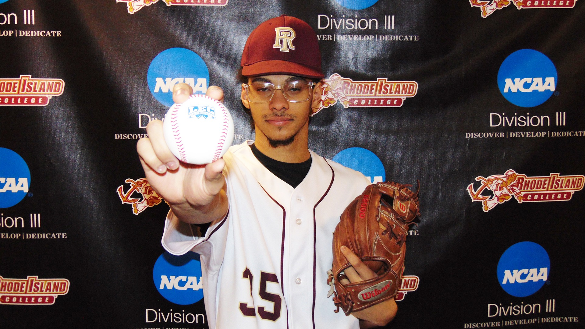 Sean Diaz Earns First Collegiate Win in, 7-5, Victory Over Alvernia ...