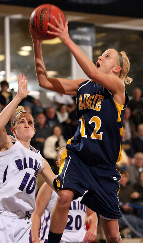 Chelsea DeVille - Women's Basketball - Augustana University Athletics
