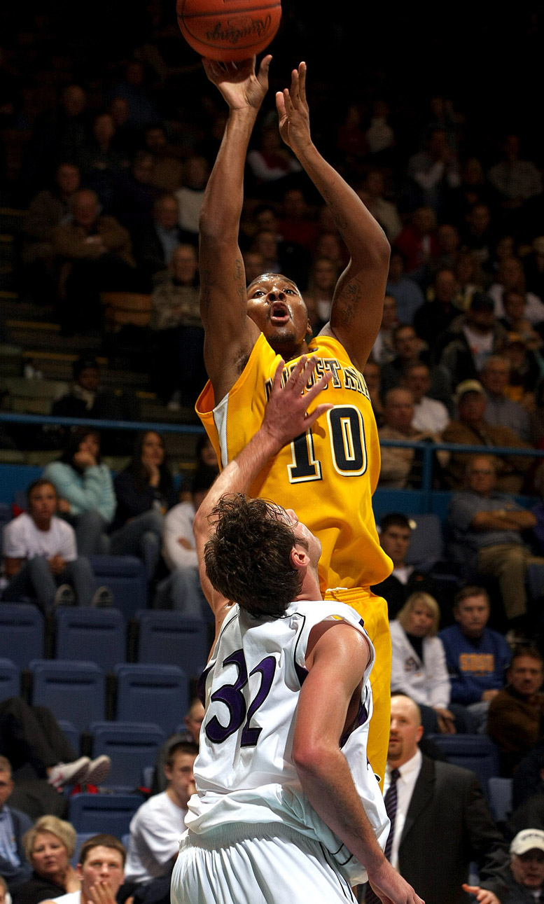 Lee Stephens - Men's Basketball - Augustana University Athletics