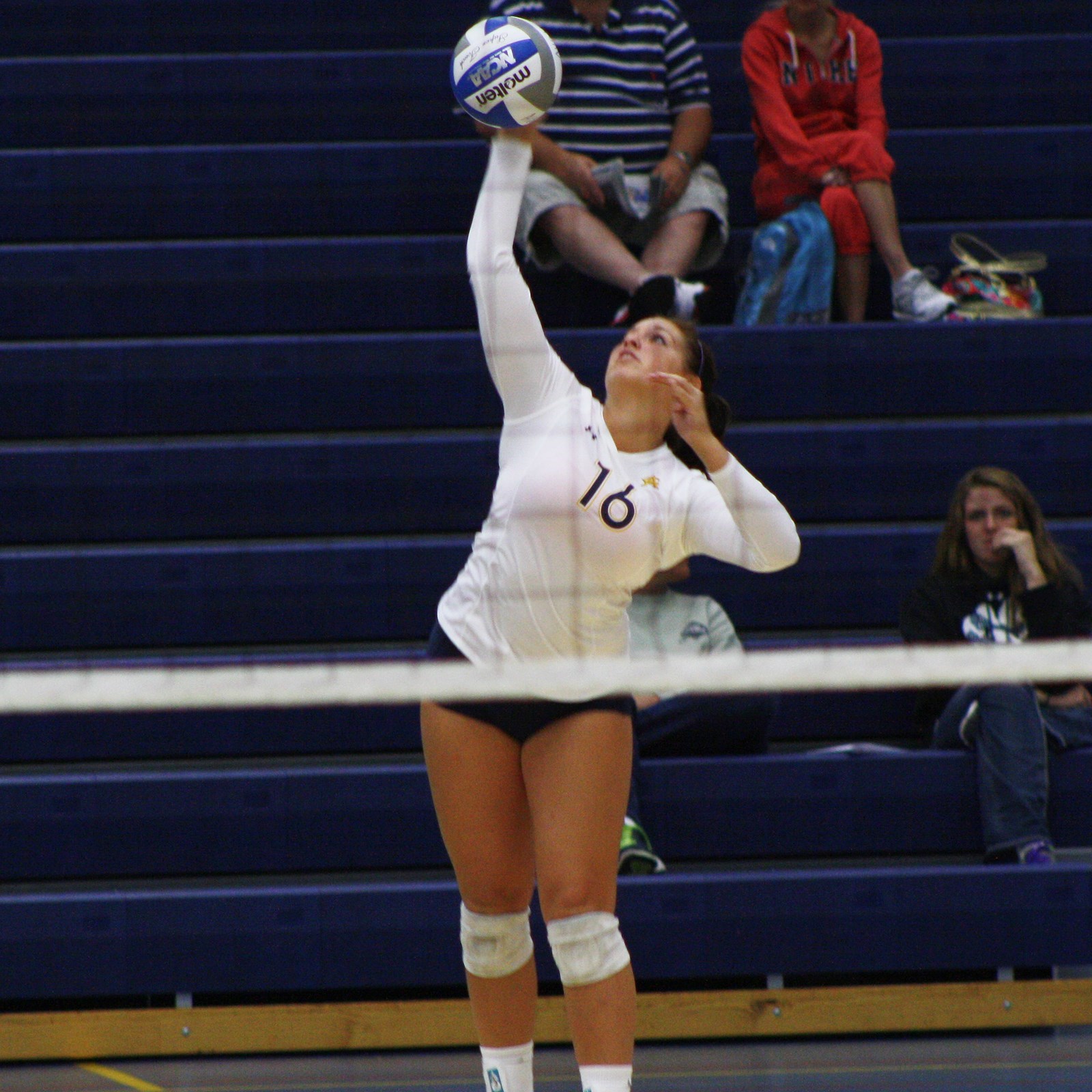 Ivy Pearson - Volleyball - Augustana University Athletics