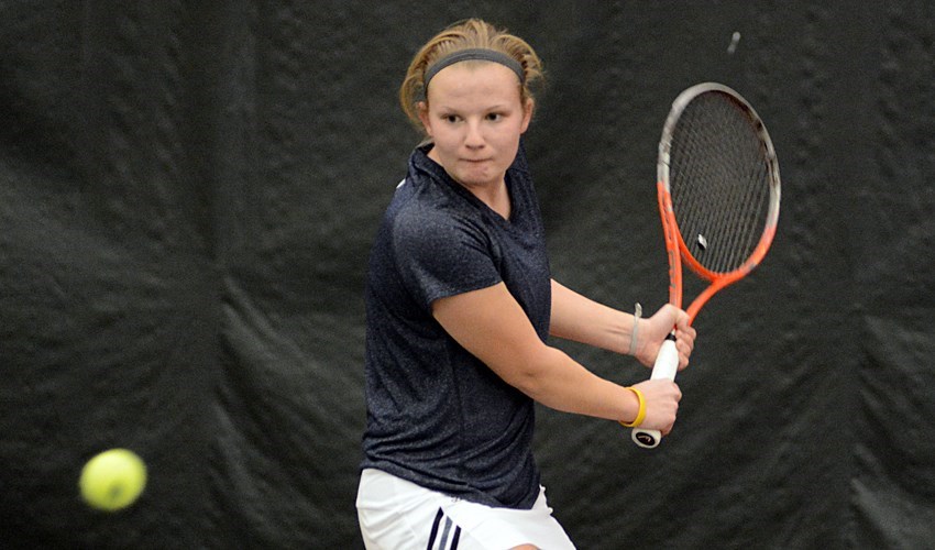 Meredith Lawrence - Women's Tennis - Augustana University Athletics