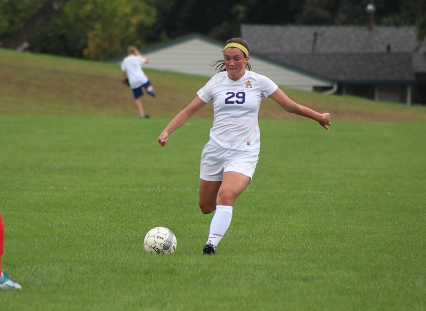 Hannah Keirstead - Soccer - Augustana University Athletics