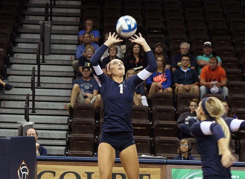 Anna Sykora - Volleyball - Augustana University Athletics