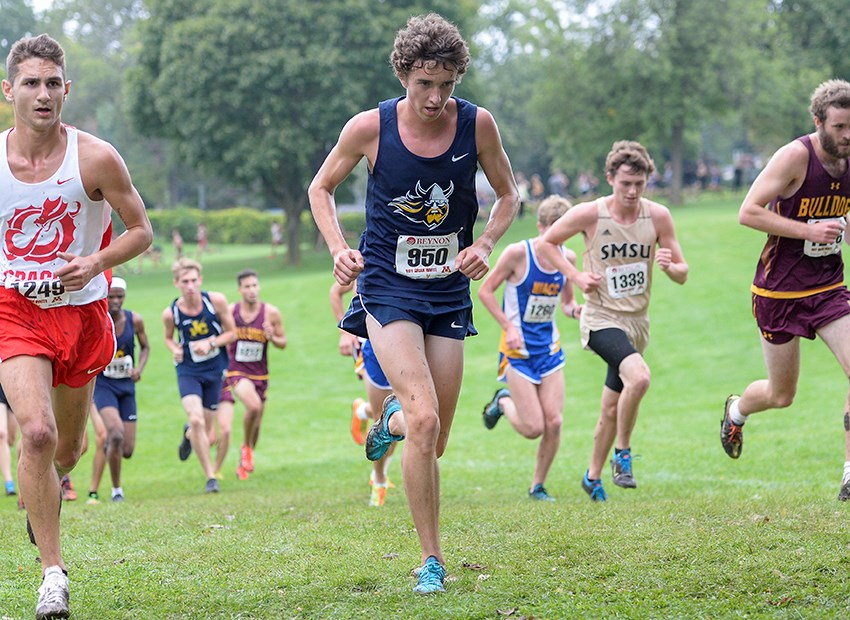 Logan Burns - Men's Cross Country - Augustana University Athletics