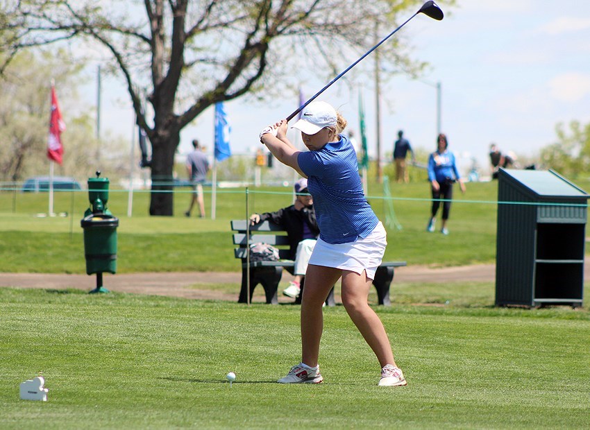 Emily Israelson - Women's Golf - Augustana University Athletics