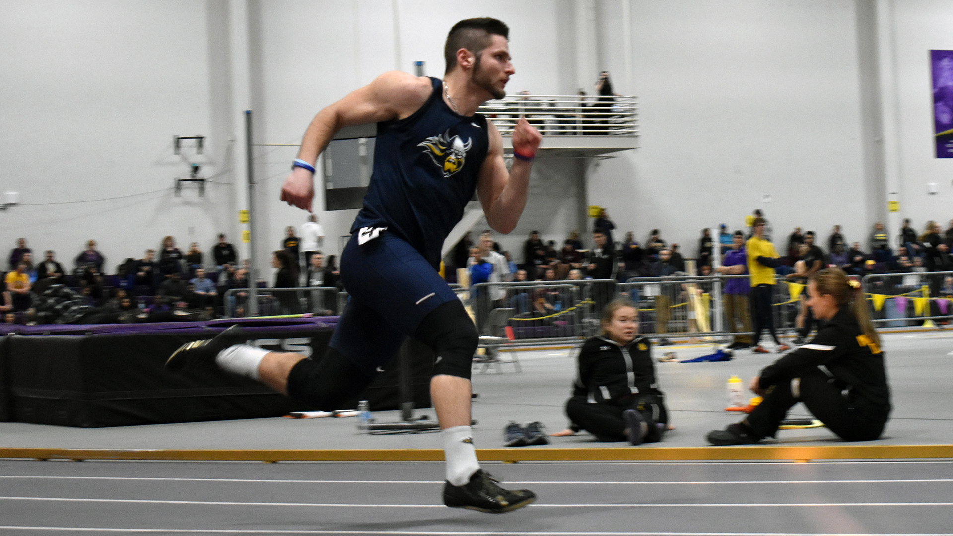 Riley Crawford - Men's Track and Field - Augustana University Athletics