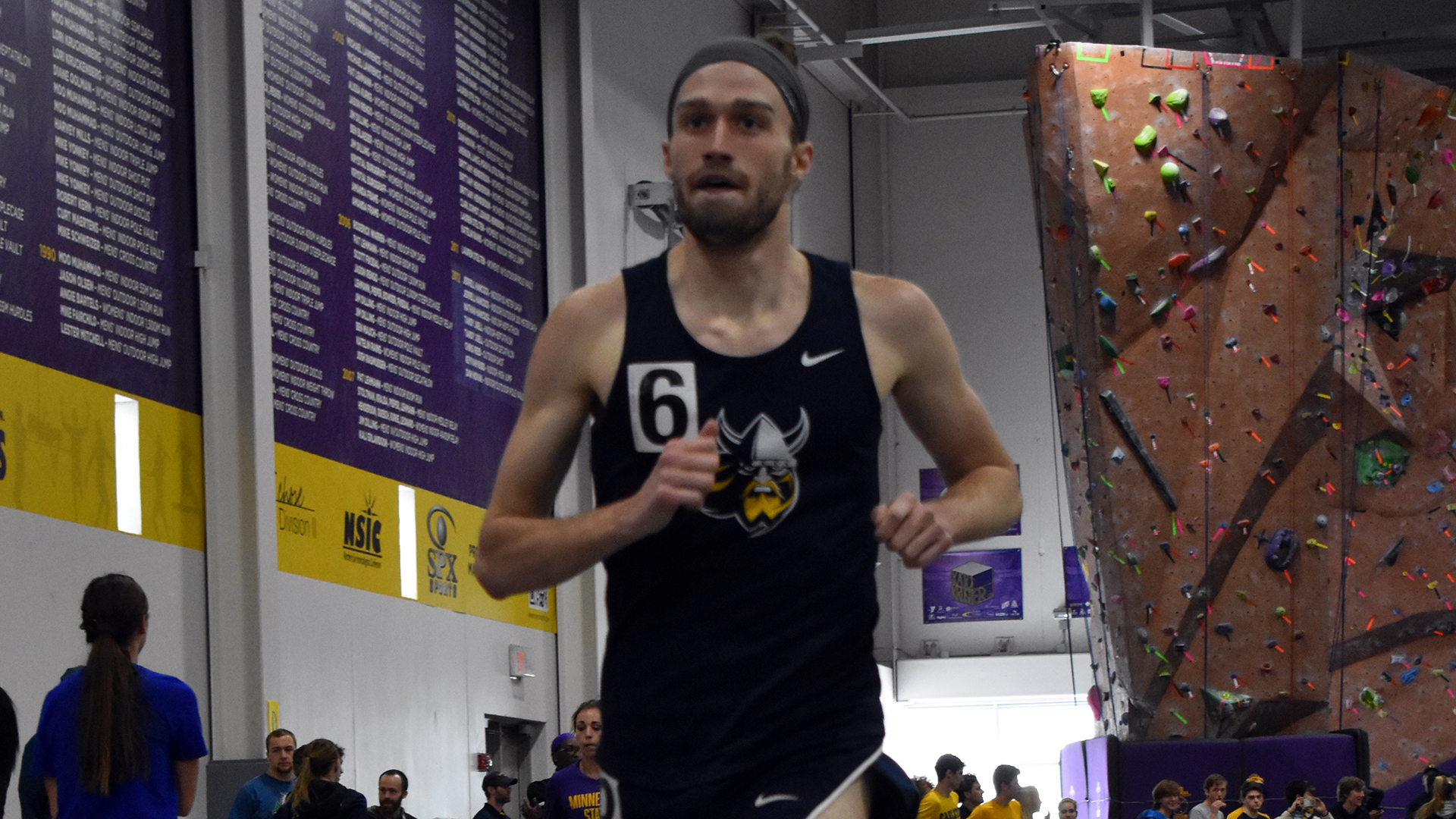 Wyatt McLeod - Men's Track and Field - Augustana University Athletics