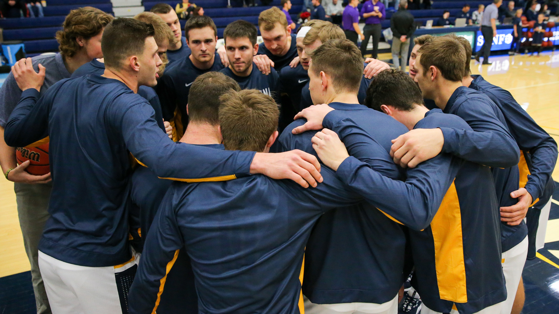 Michael Schaefer - Men's Basketball - Augustana University Athletics
