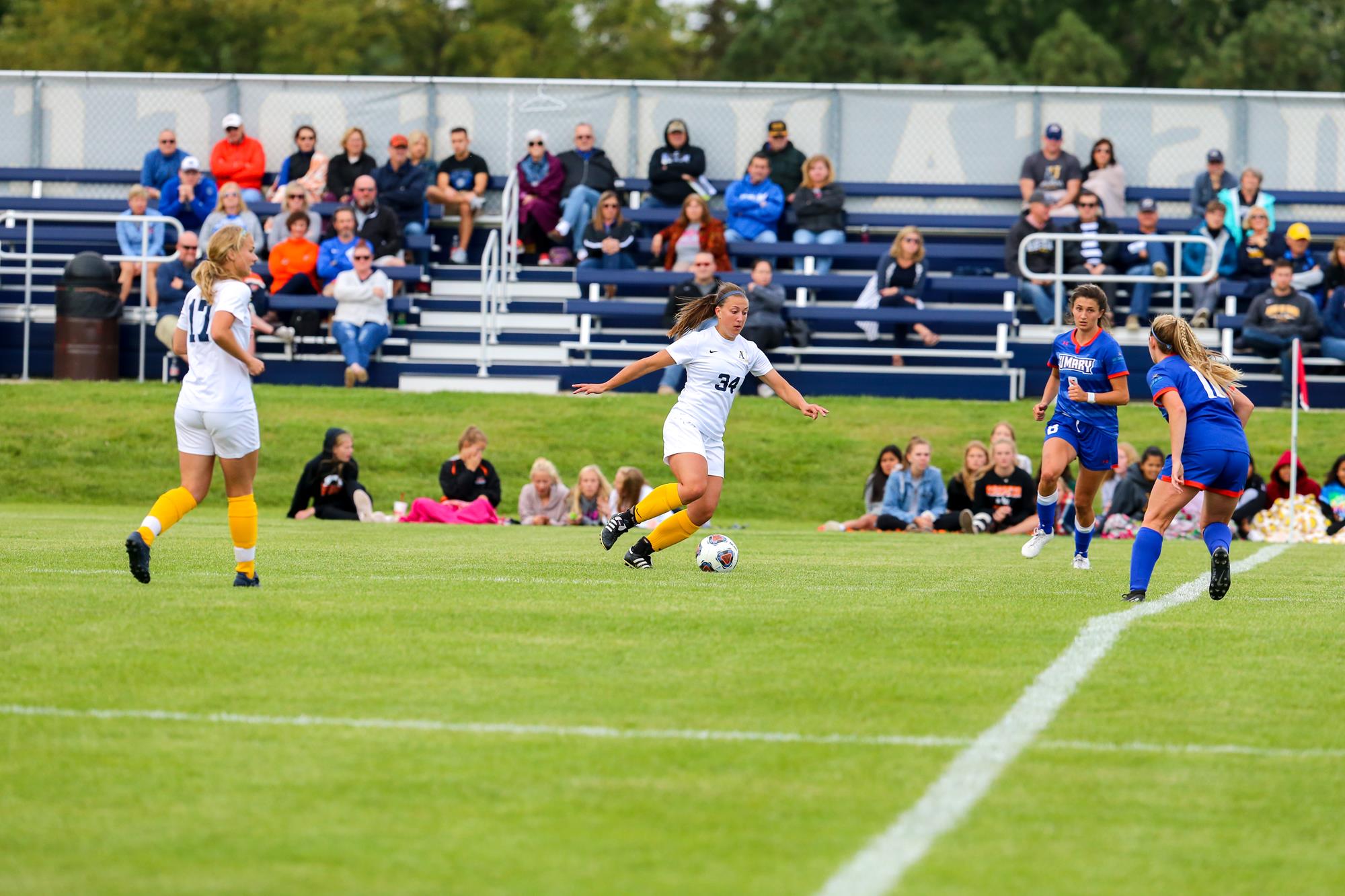 Shannon McKnight - Soccer - Augustana University Athletics