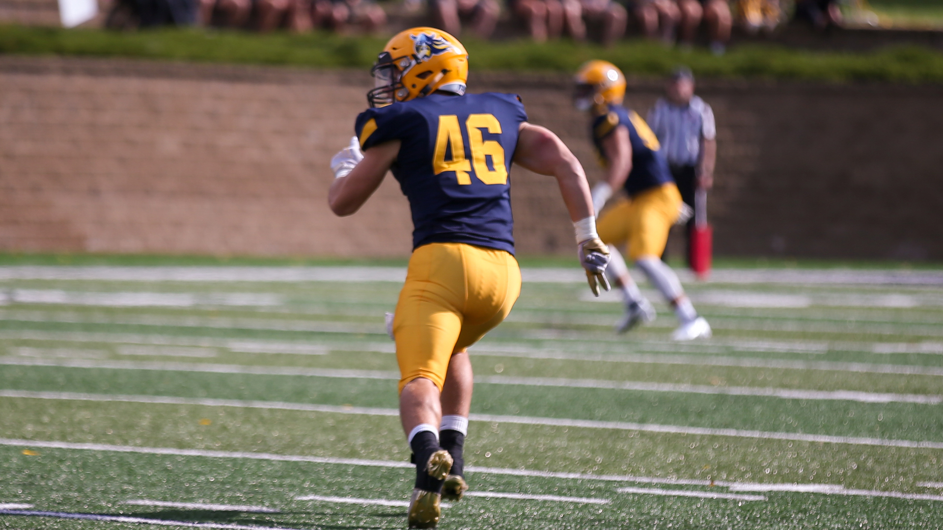 Brayden Hoops - Football - Augustana University Athletics