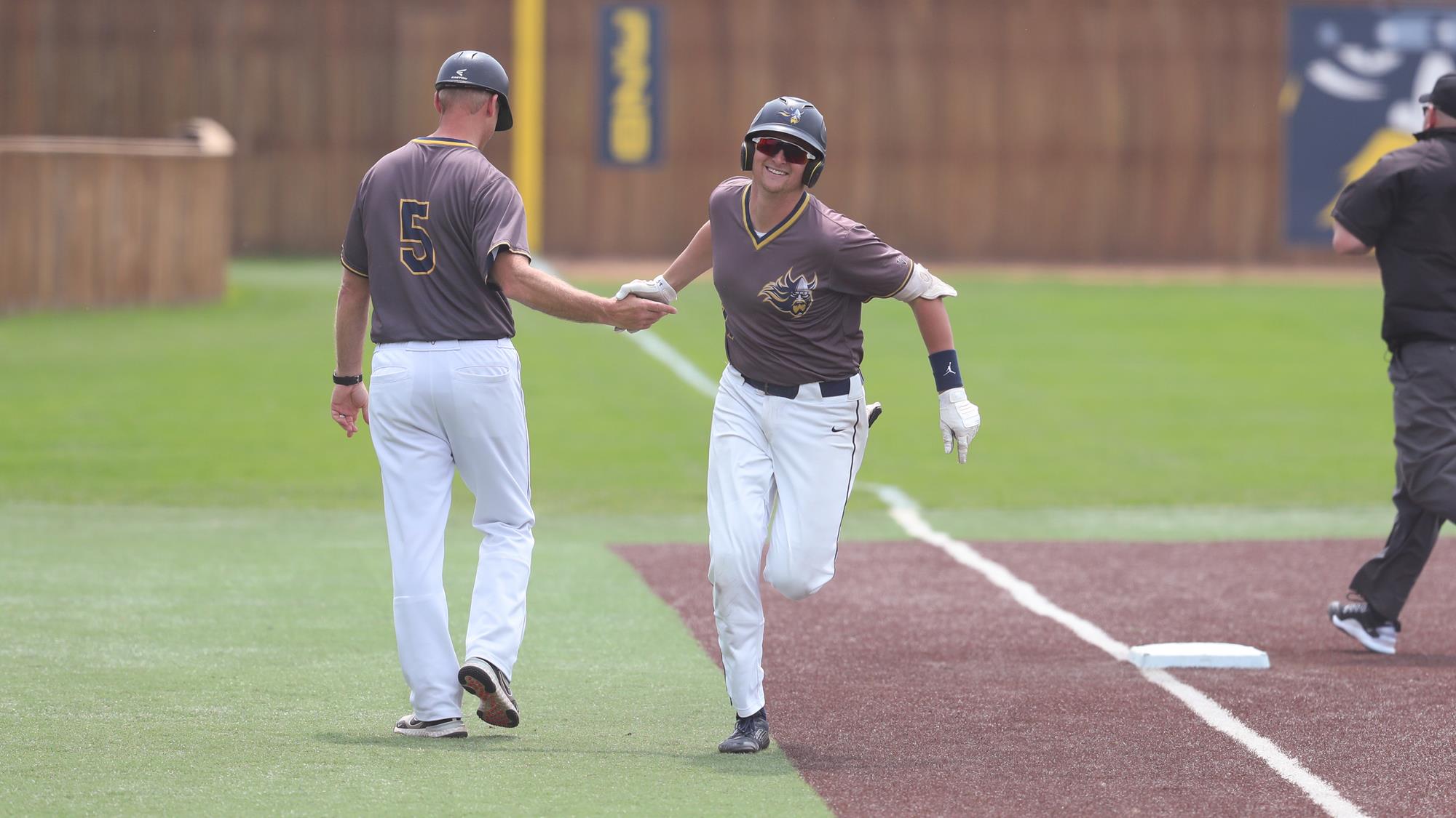 Jordan Barth - Baseball - Augustana University Athletics