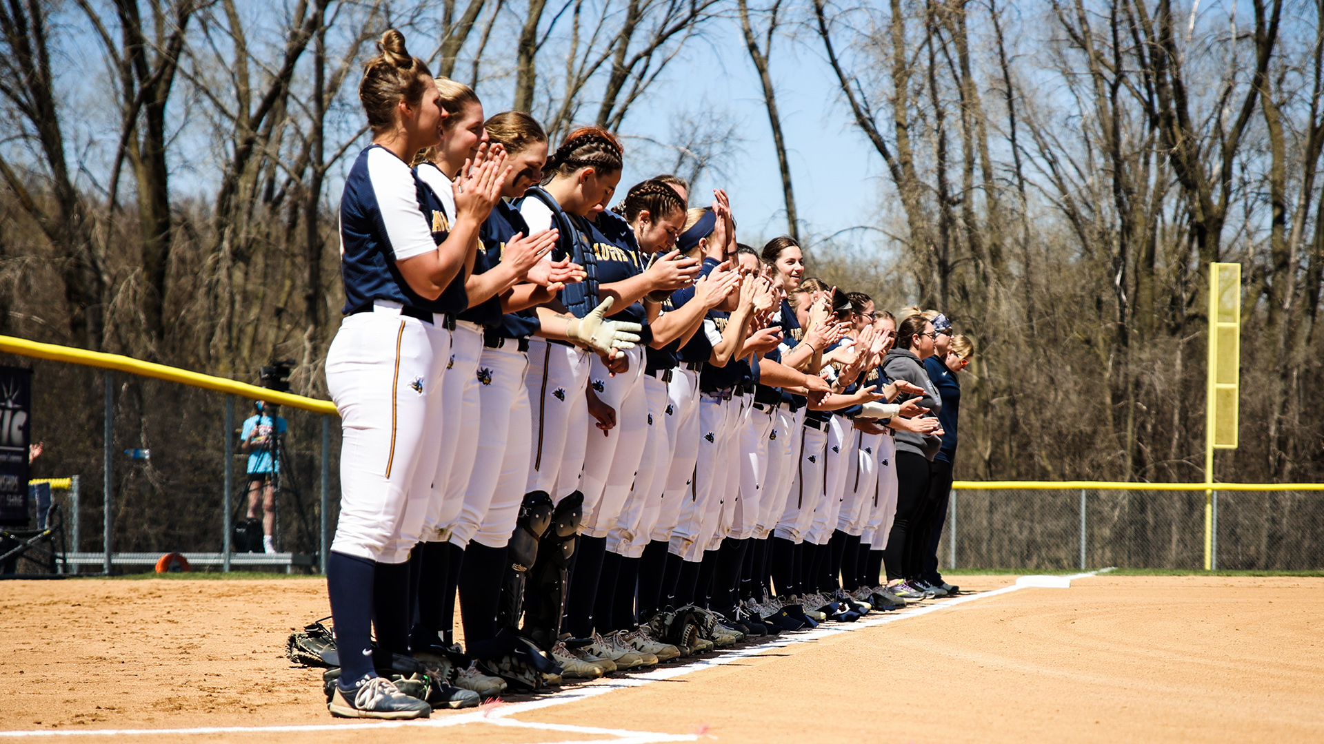 Torri Chute - Softball - Augustana University Athletics