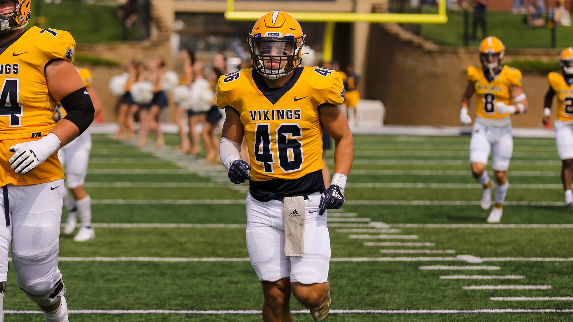 Brayden Hoops - Football - Augustana University Athletics