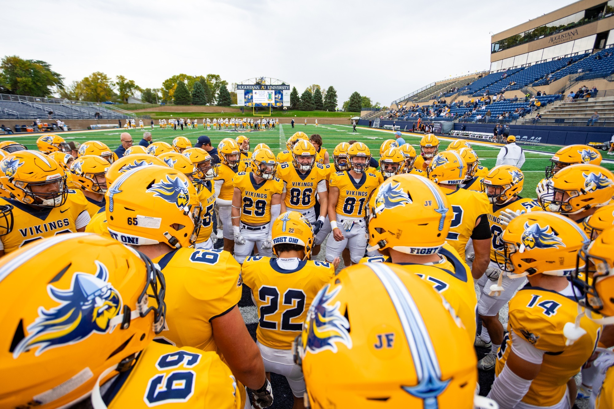 Vikings Take Undefeated Record Into Key to the City Matchup - Augustana ...