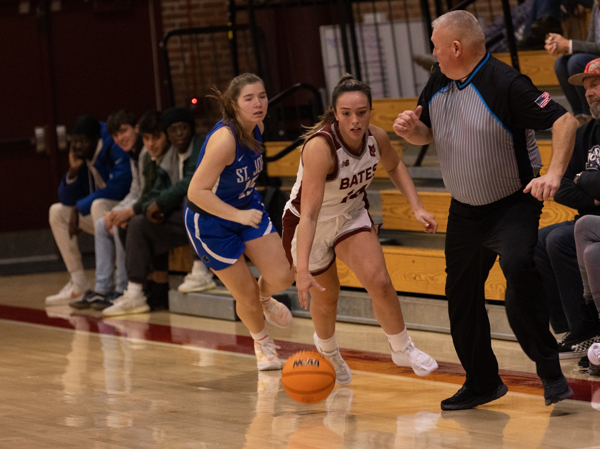 Women's Basketball Leads Wire-to-Wire in 86-63 Silencing of Saint ...