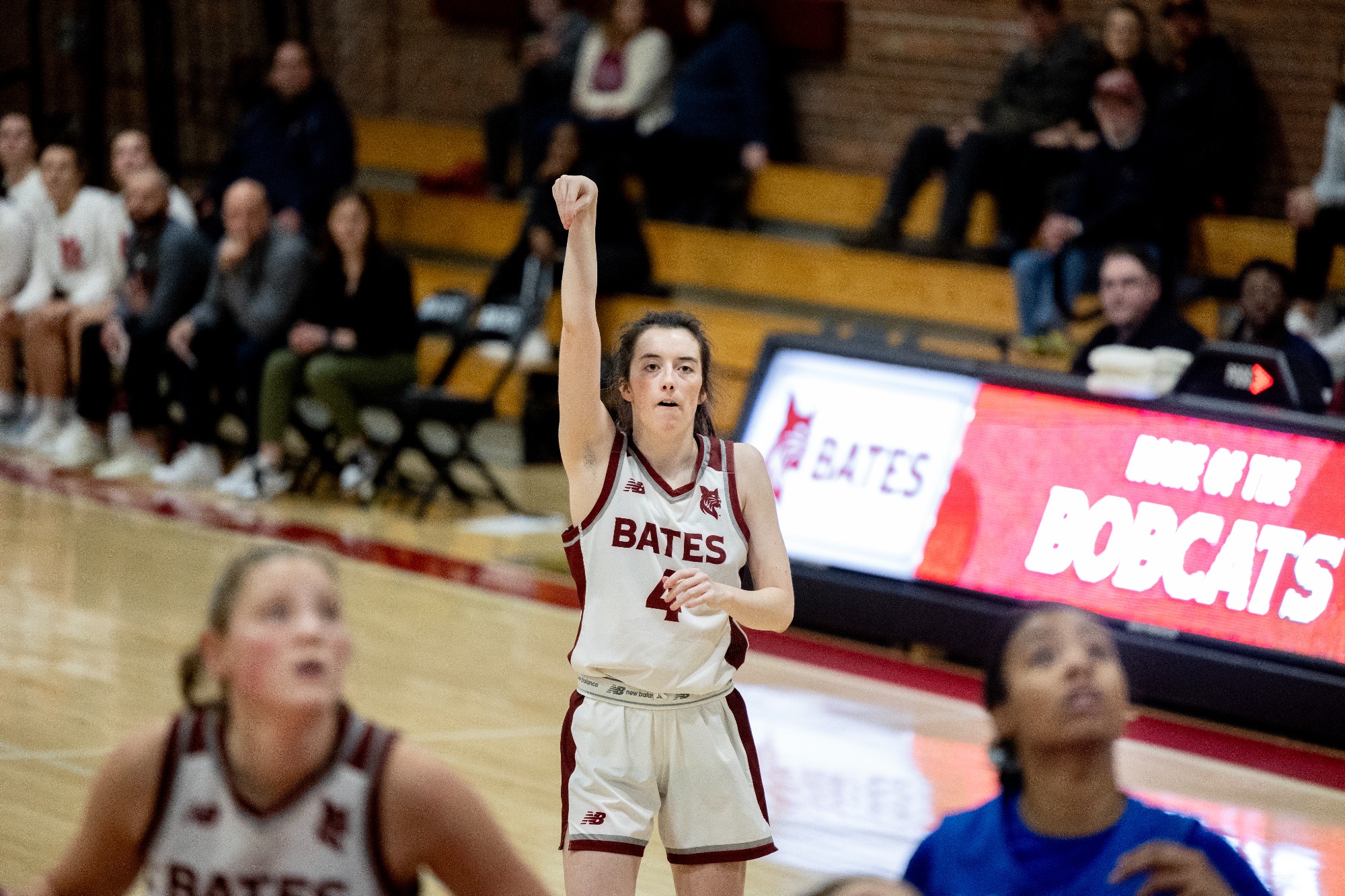 Women's basketball rises to 10-2 with 77-67 win over Maine Maritime ...