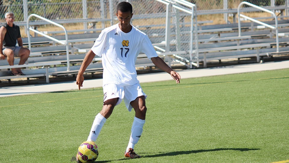 Ian Hernandez - Men's Soccer - Bushnell University Athletics