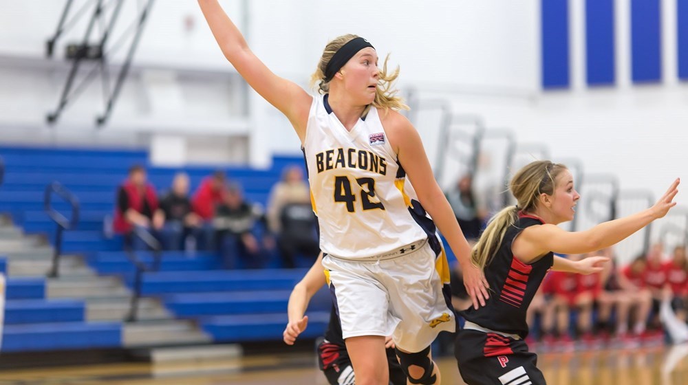 Hanna Mack - Women's Basketball - Bushnell University Athletics