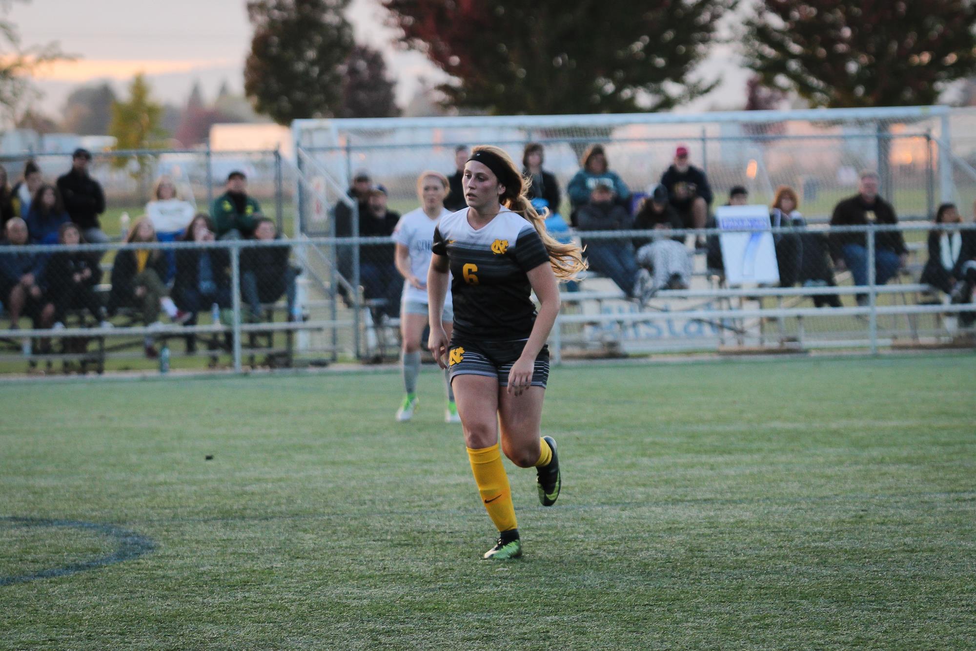 Hannah Best - Women's Soccer - Bushnell University Athletics