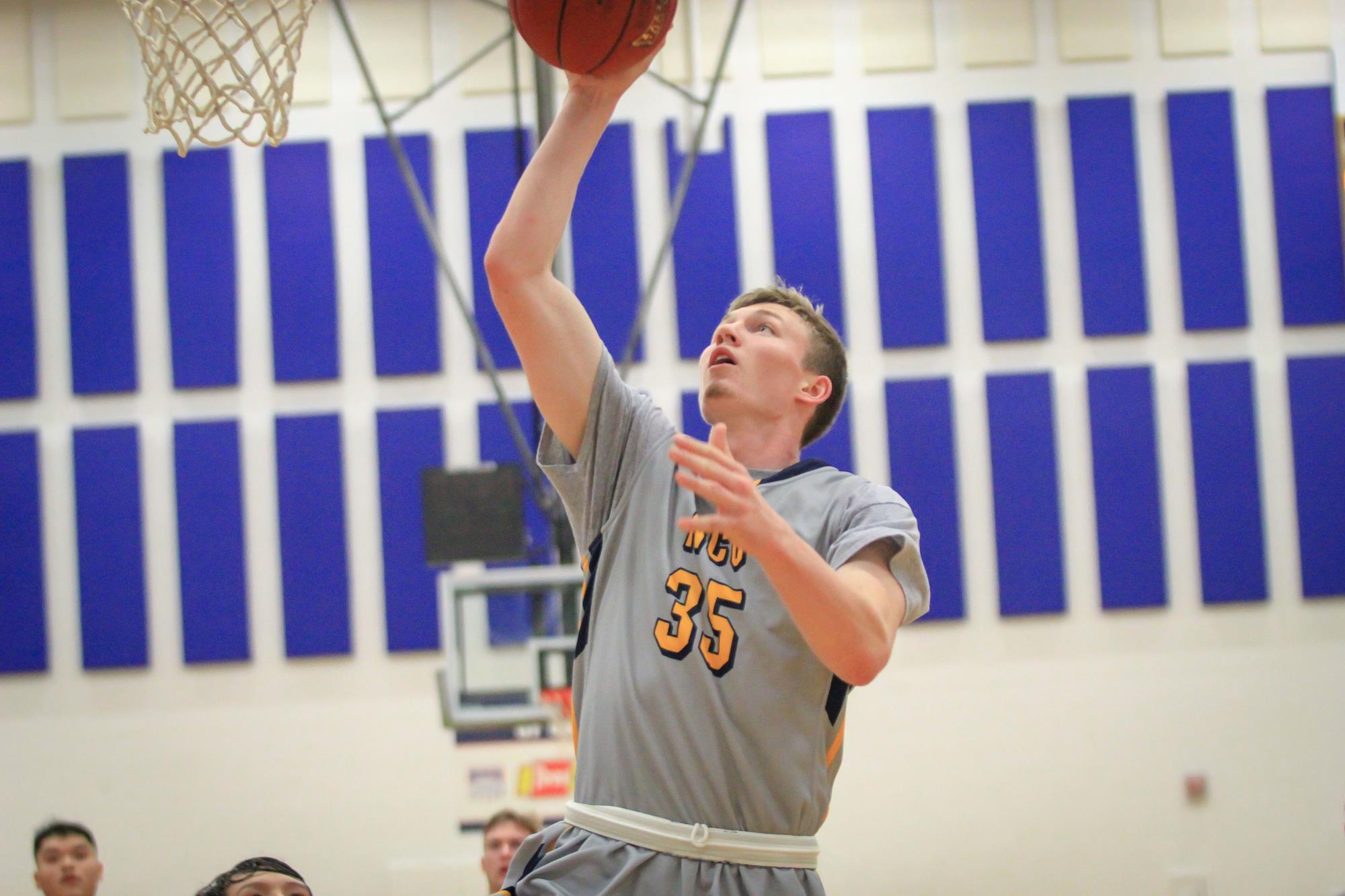 Jacob Plunkett - Men's Basketball - Bushnell University Athletics