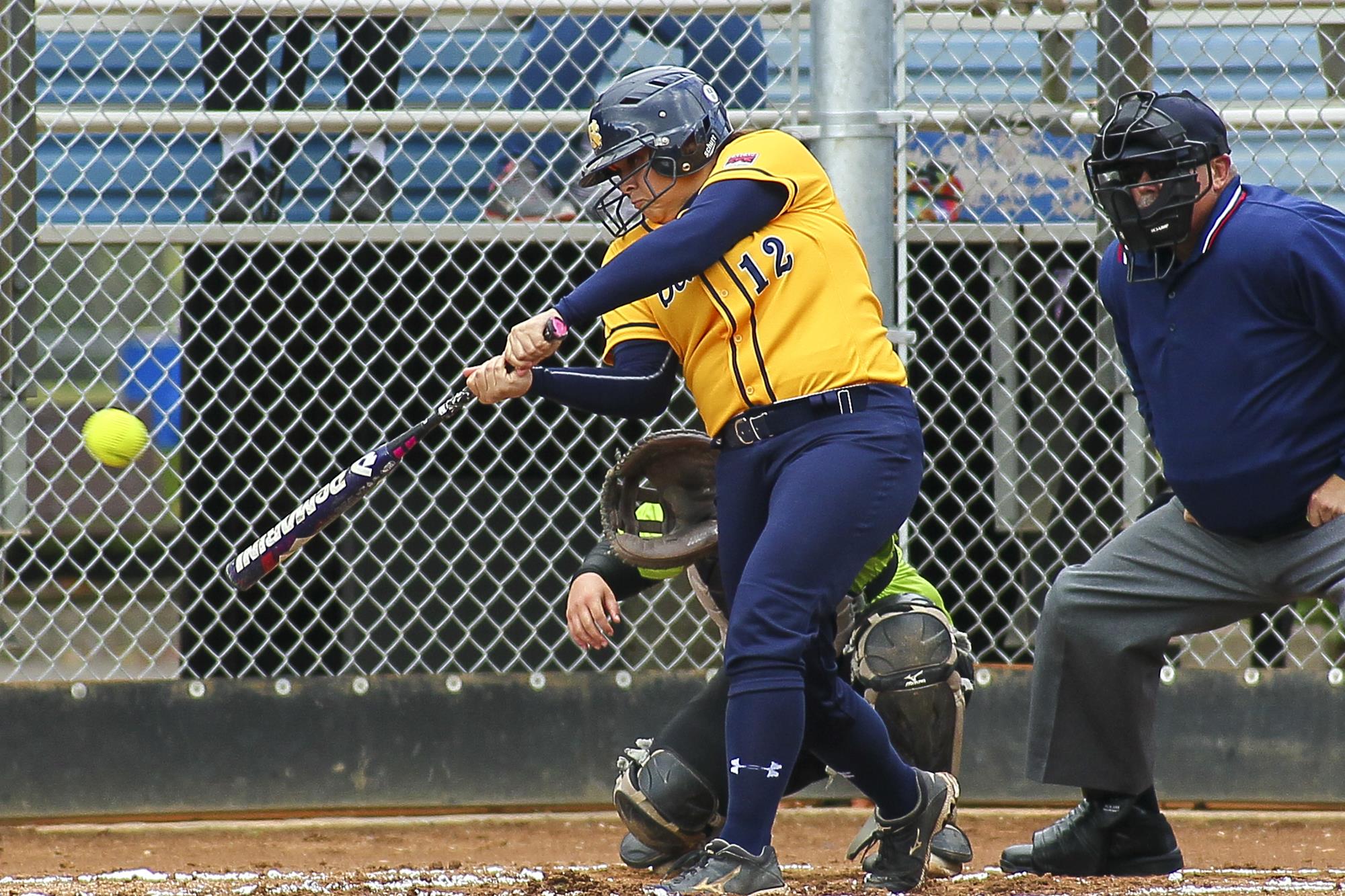 Jordan Kuykendall - Softball - Bushnell University Athletics