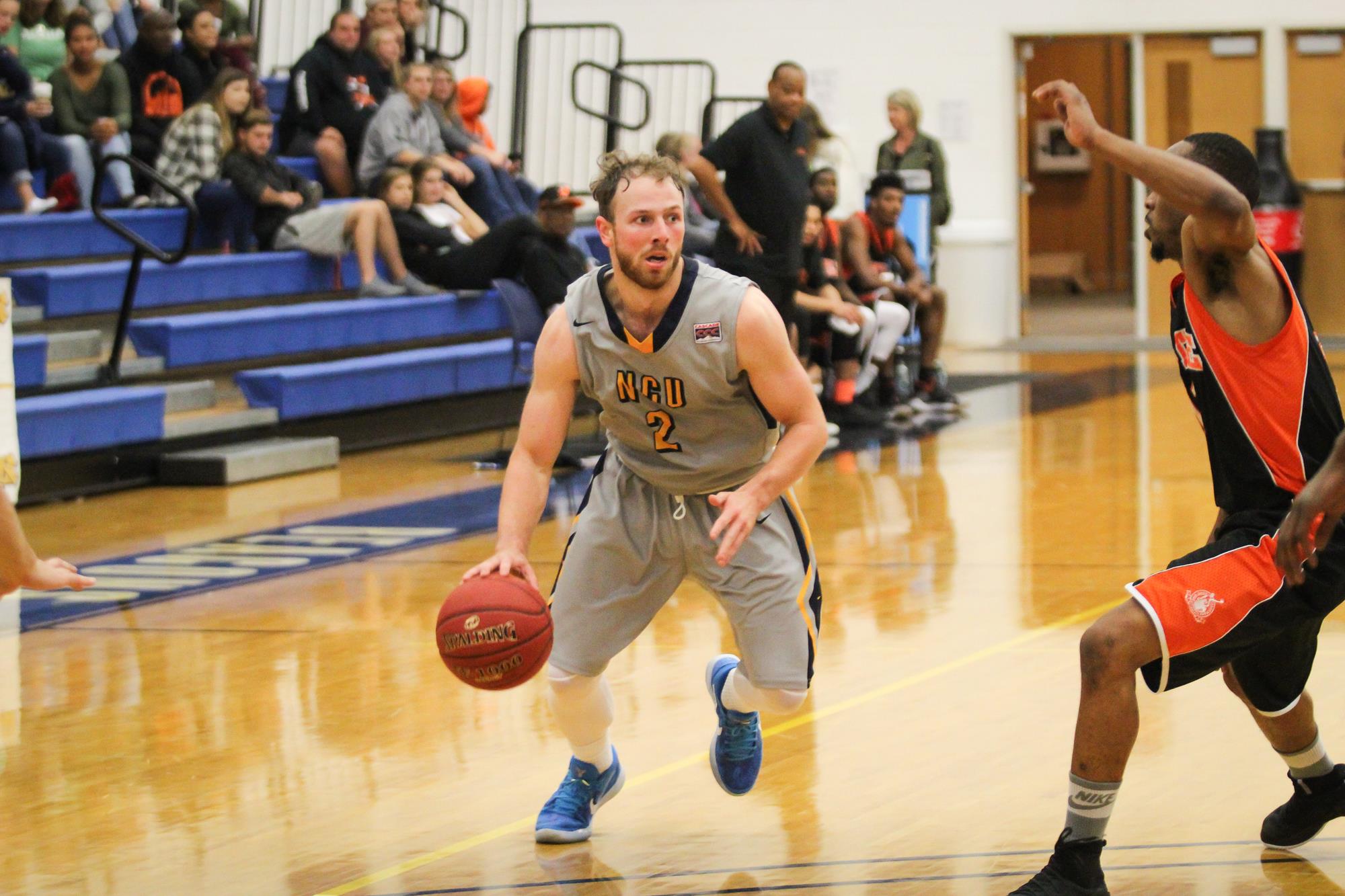 Logan Davis - Men's Basketball - Bushnell University Athletics