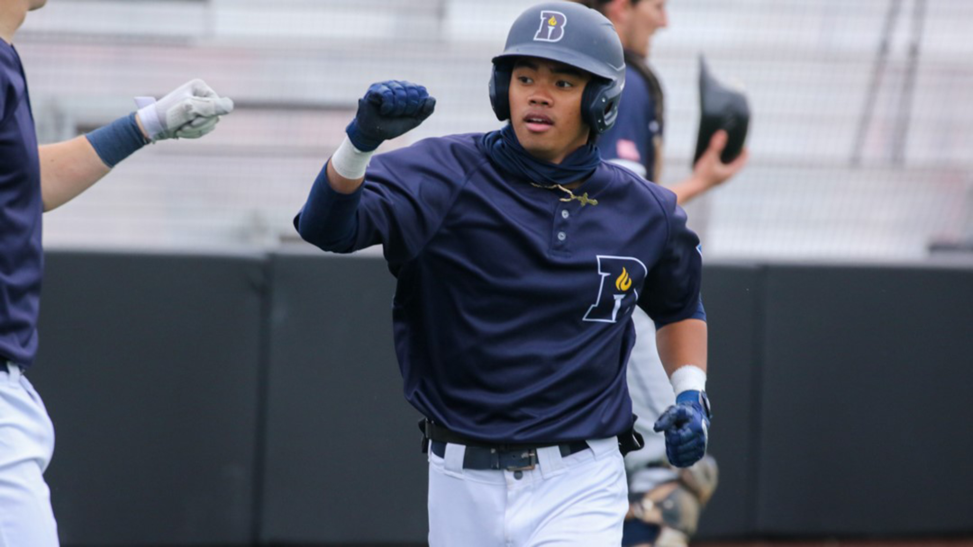 Thunderbirds Gather 15 Hits, Defeat Beacons - Bushnell University Athletics