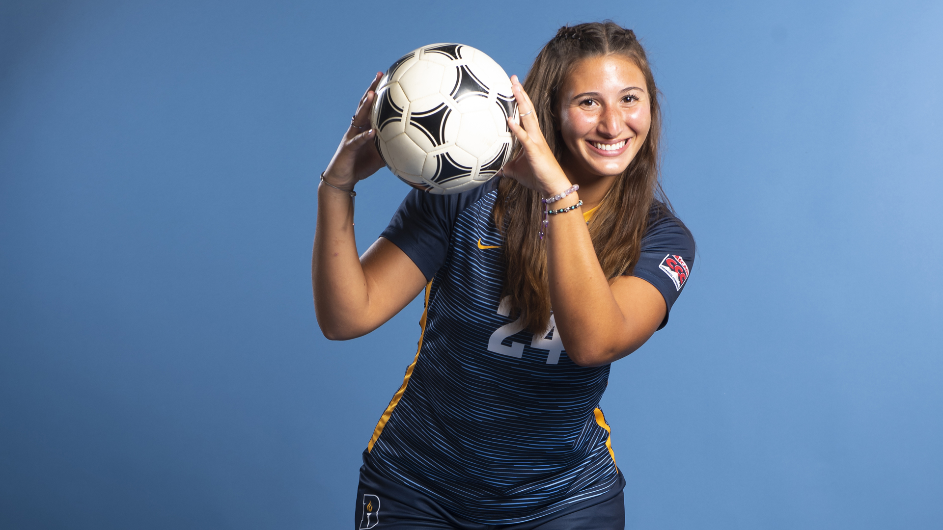 Bella Hernandez - Women's Soccer - Bushnell University Athletics