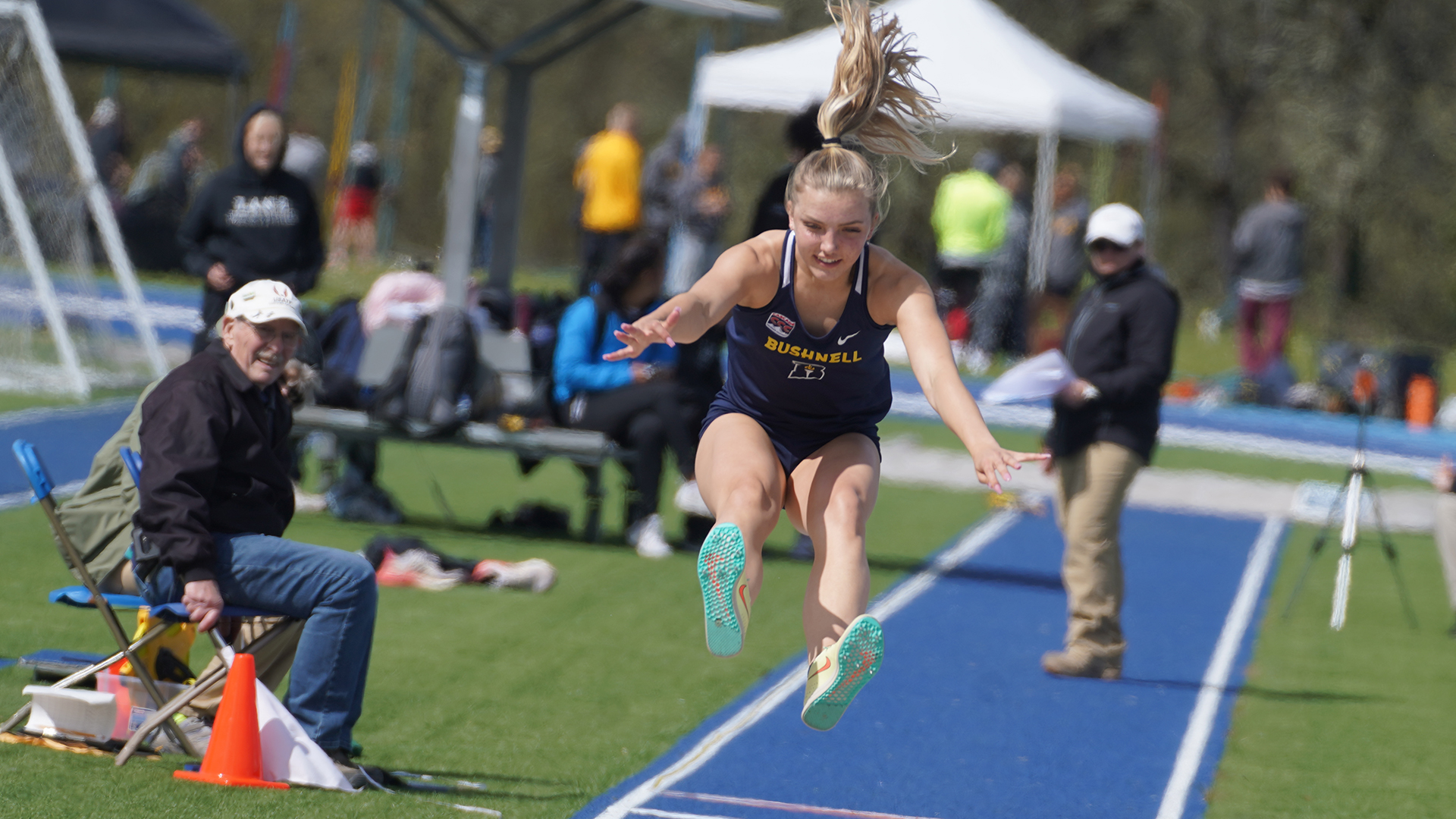 Faith Palmer - Women's Track & Field - Bushnell University Athletics