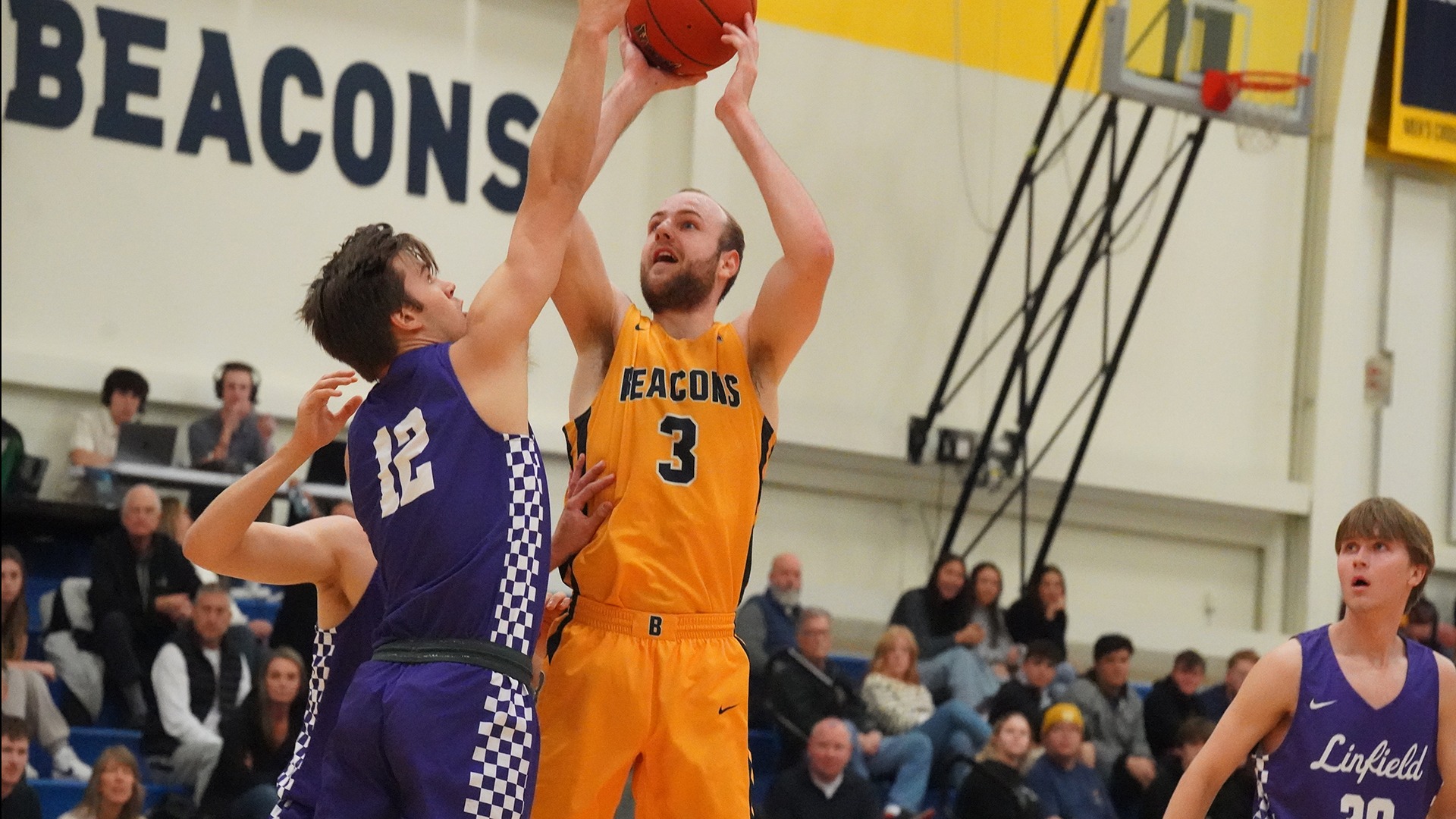 Stevie Schlabach - Men's Basketball - Bushnell University Athletics