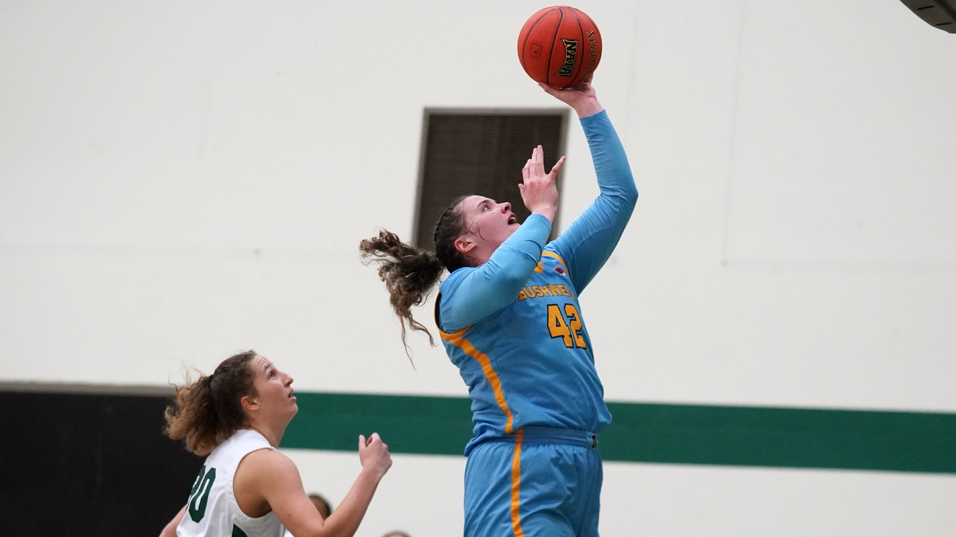 Mathis Sparks First CCC Win - Bushnell University Athletics