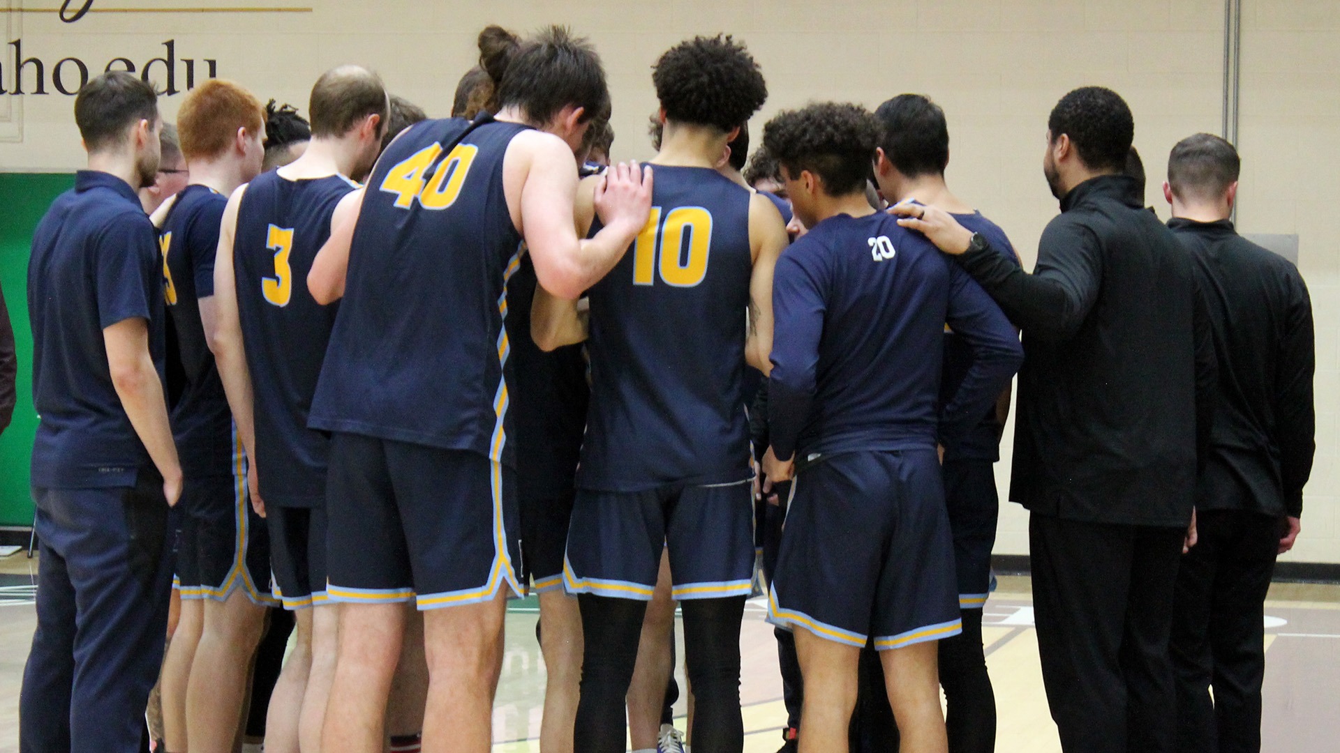 Yotes Claim Quarterfinal Victory - Bushnell University Athletics