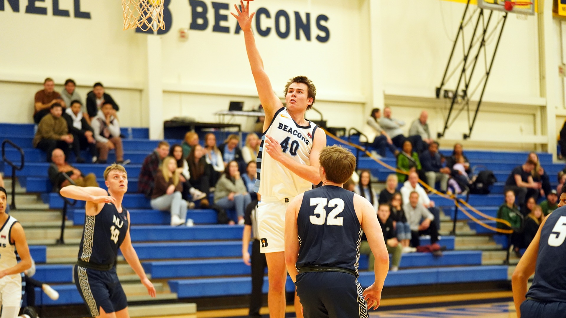 Bushnell Takes Down Wolves - Bushnell University Athletics