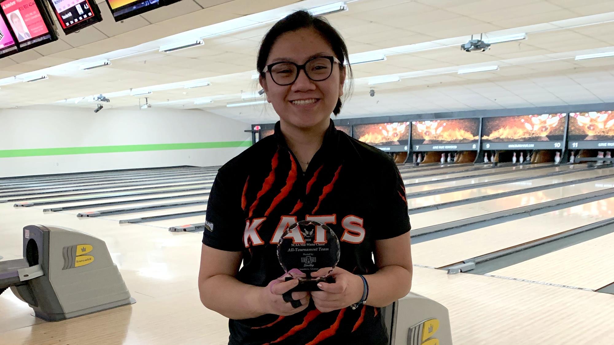 Bea Hernandez - 2022-23 - Women's Bowling - Sam Houston